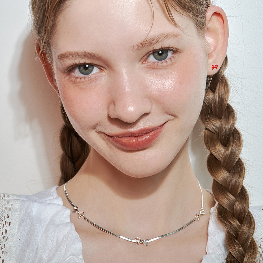 snake-ribbon-necklace