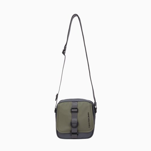 캘빈클라인 진 남 그레이/올리브 유틸리타리안 카메라백 S HH3844 061 - 위시버킷