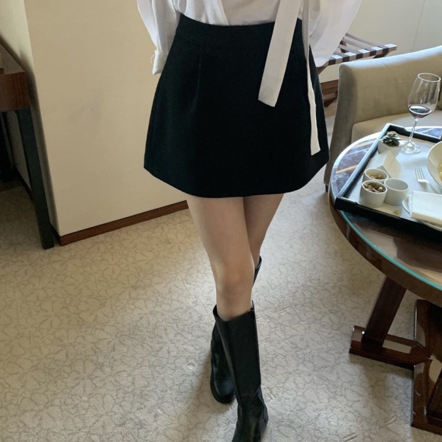 누네드 RIETTE 리에뜨 포니 미니 핀턱 스커트(2col) 겨울 울 치마 - 위시버킷