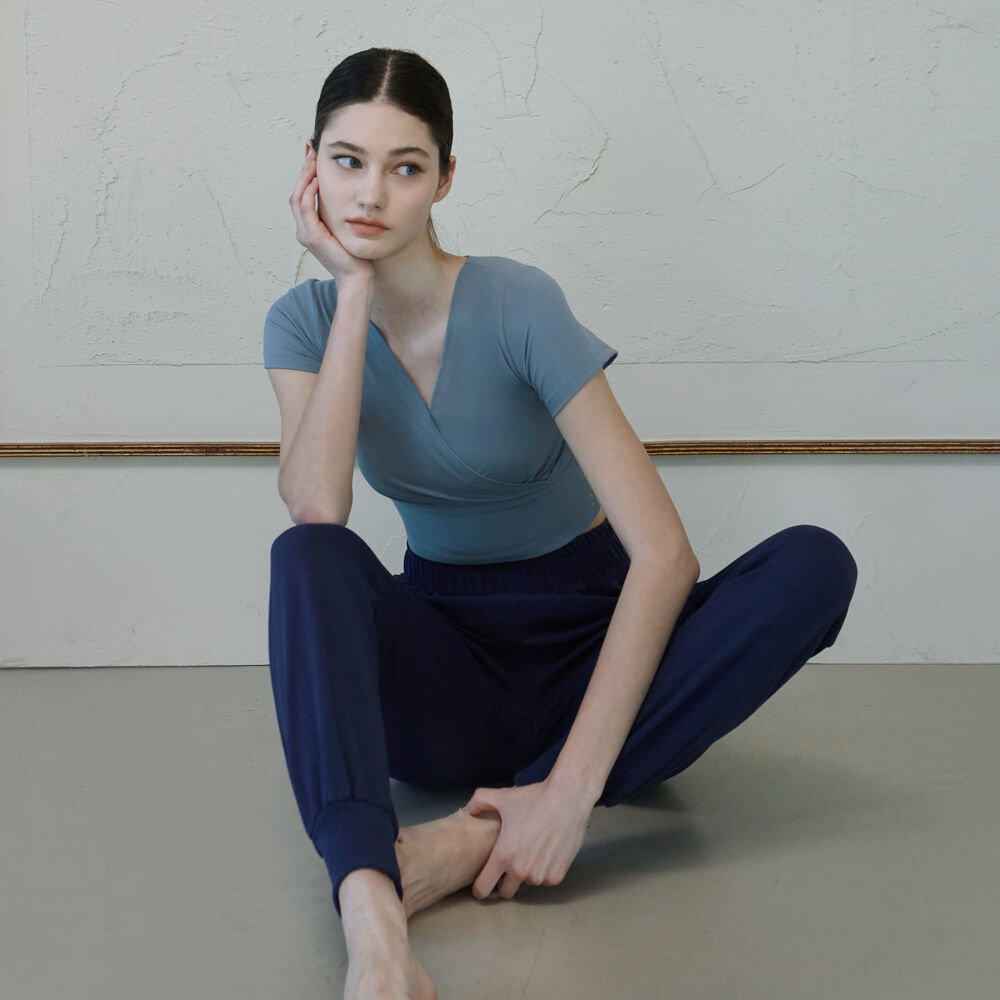 데비웨어 여성 요가복 DEVI-T0058-포그블루 필라테스 티랩 브이 크롭티 - 위시버킷