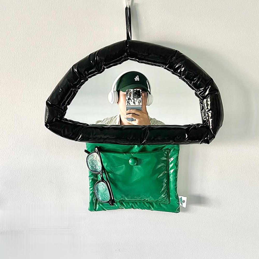 수심 수심 Padding Black Mirror 패딩 벽걸이 거울 유니크 반원형 힙한 미러 - 위시버킷