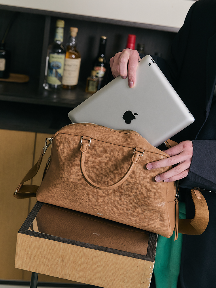 유엠뉴욕 [유엠뉴욕] SOFT 토트 490g - 3 Colors / ESSENTIAL BY UM - 위시버킷