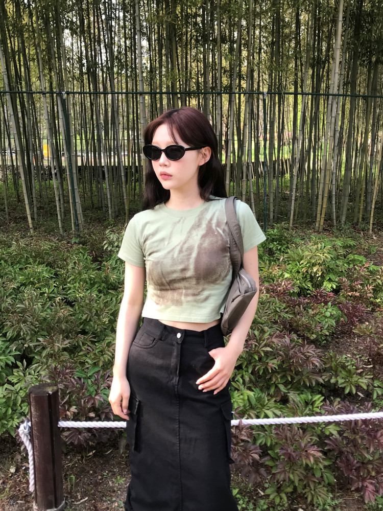 아르코이리스 Green Latte T 그린 라떼 티 여자 크롭 슬림 초록색 반팔티 나염 티셔츠 위시버킷