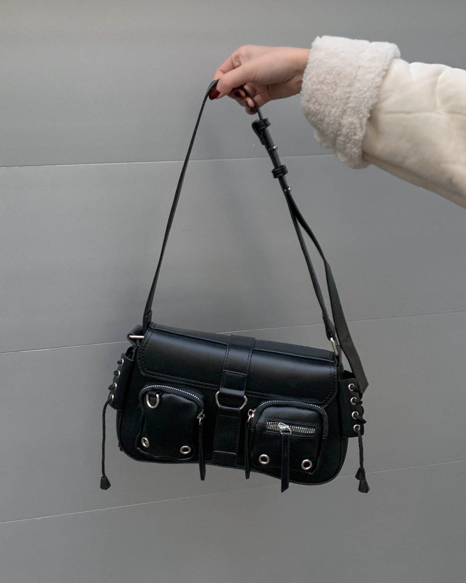 하몽마켓 Eyelet pocket bag - 위시버킷