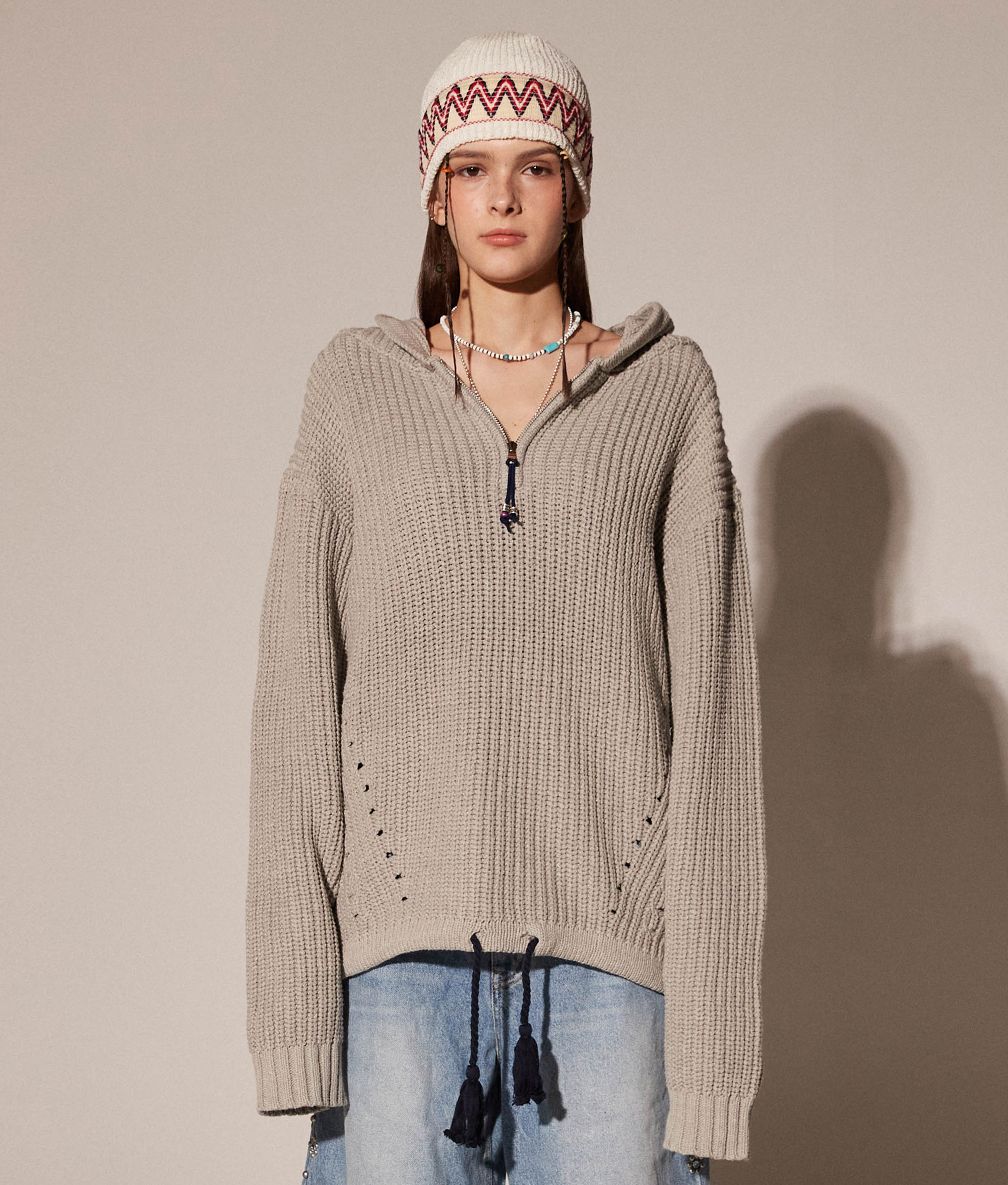 에씰미 TASSEL STRING HALF ZIP UP - 위시버킷