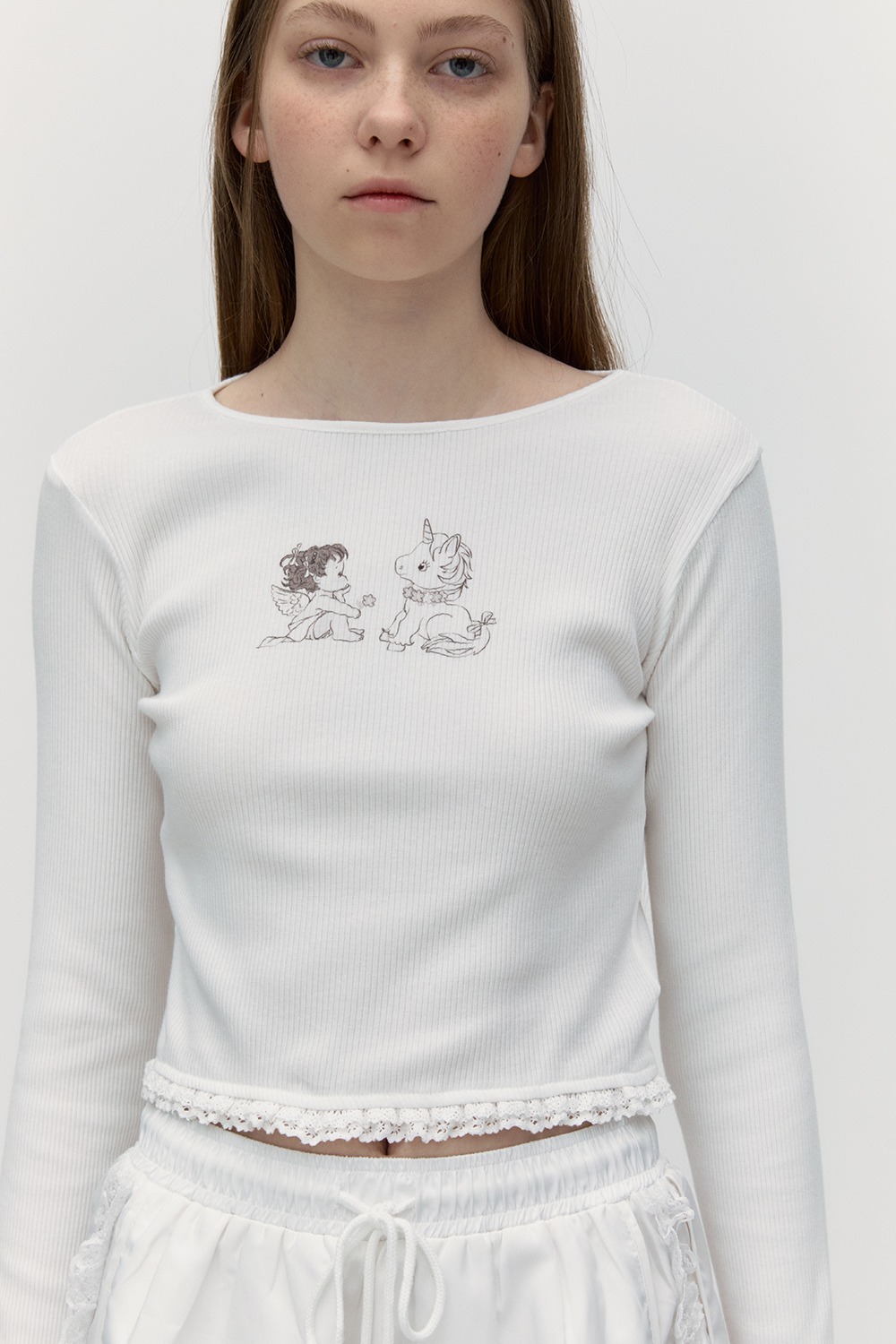 소프트서울 VINTAGE BEBE LACE T-SHIRTS [WHITE] - 위시버킷