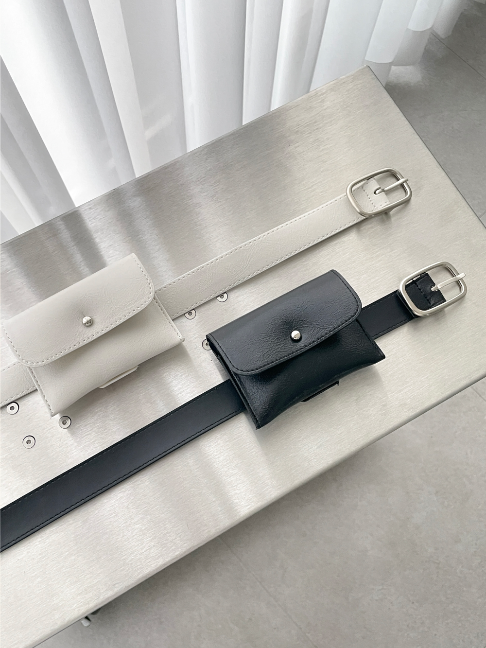 으나카이브 envelope belt bag (2color) - 위시버킷