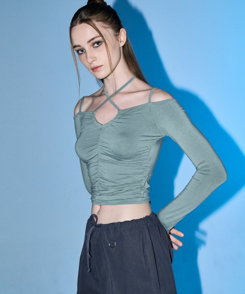 셋업이엑스이 Shirring off shoulder back slit Top [Mint Green] - 위시버킷