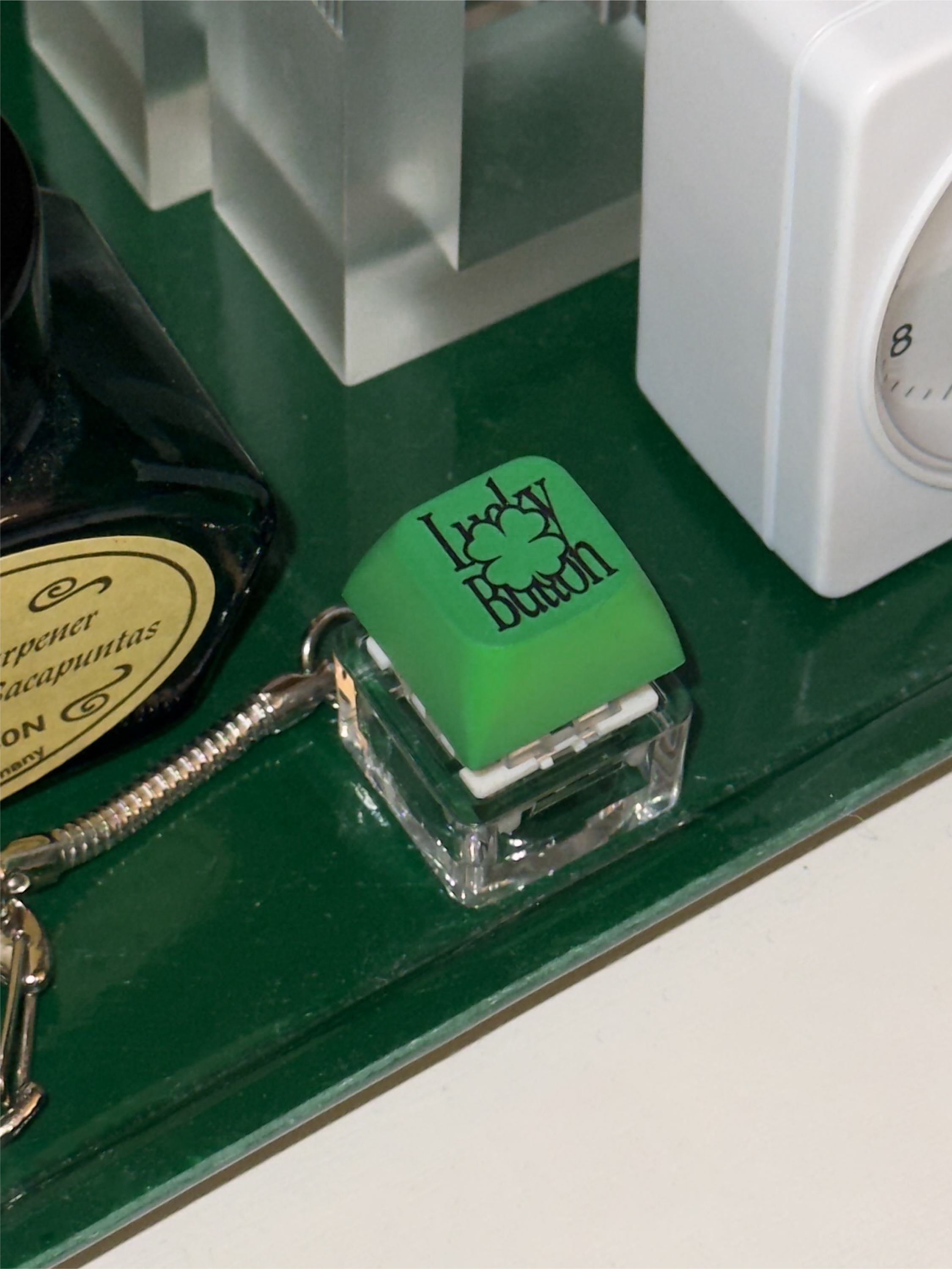 데이오프프로젝트 Lucky Button Keycap Keyring 럭키버튼 키캡키링 - 위시버킷