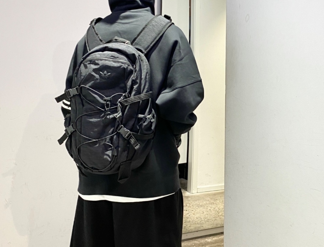 아디다스 아디다스 어드벤처 백팩 빈티지 트리플 블랙 II3333 - 위시버킷