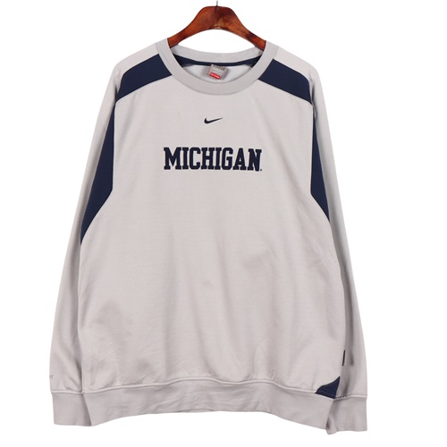 블랙트리 나이키(NIKE) MICHIGAN 맨투맨 / M - 위시버킷