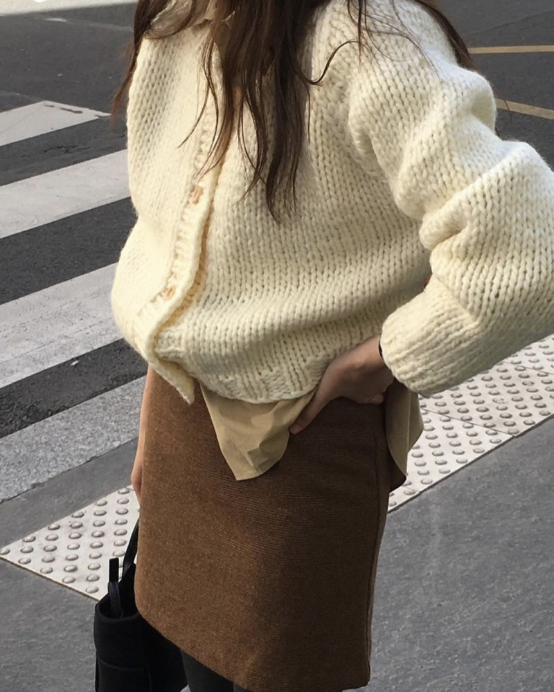 낫스페셜 overtake 오버테이크 라운드 핸드 가디건 울100 니트 cd 2col - 위시버킷