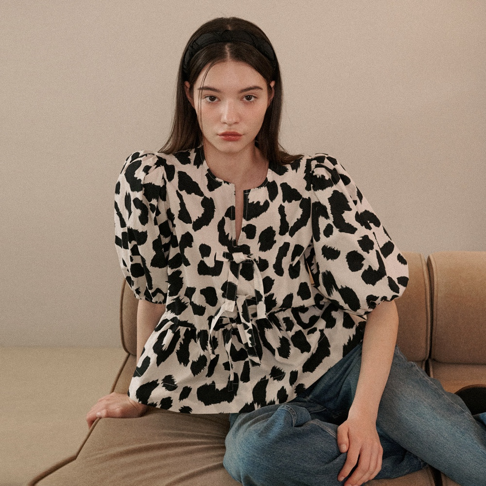 히비스커스 블룸 [주말특가]Julie Puff Sleeve Blouse [Leopard White] - 위시버킷
