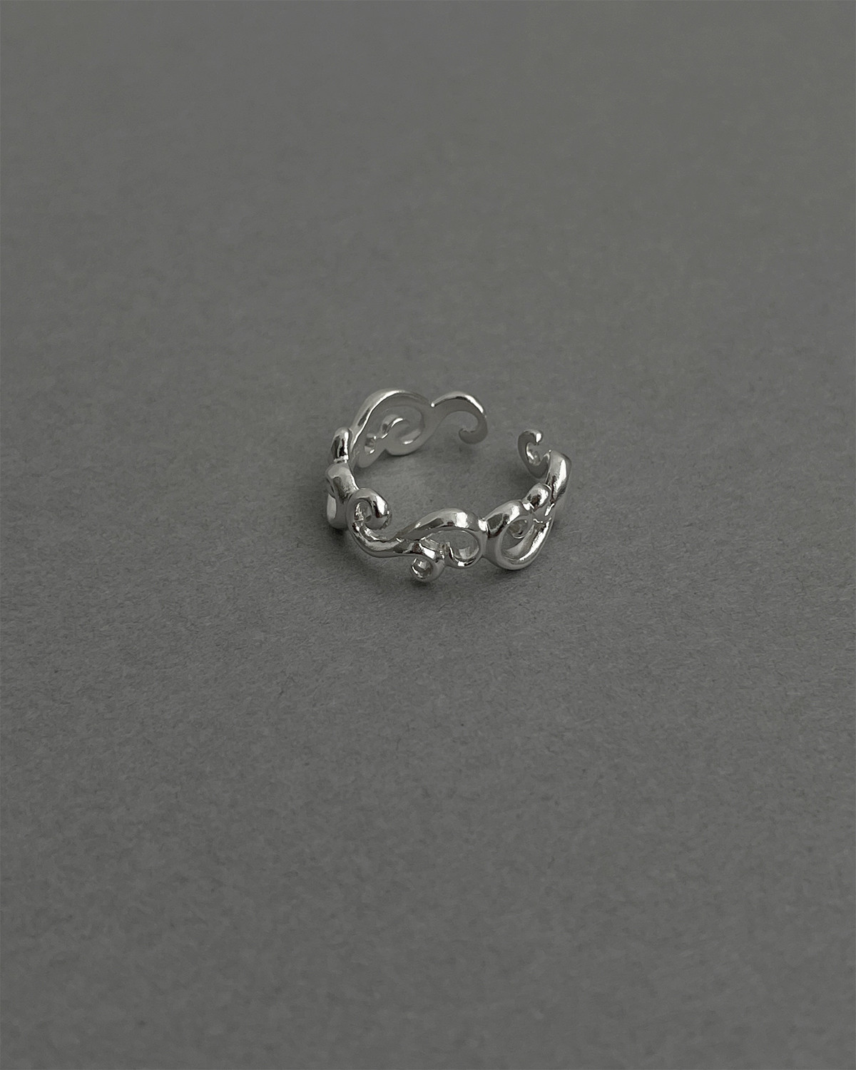 넥스트그린도어 scroll pattern open ring - 위시버킷