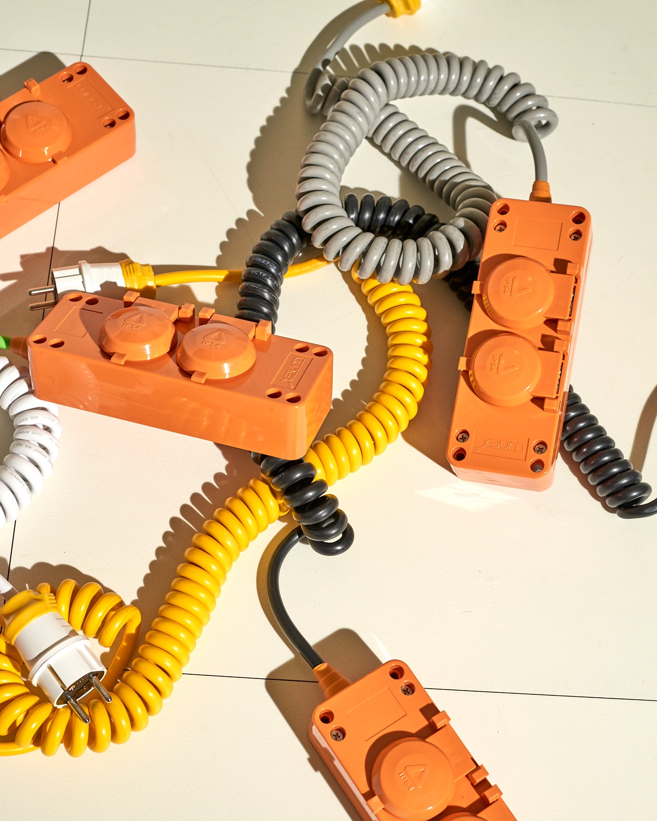 사무엘 스몰즈 2C Multi Plug (orange) - 위시버킷