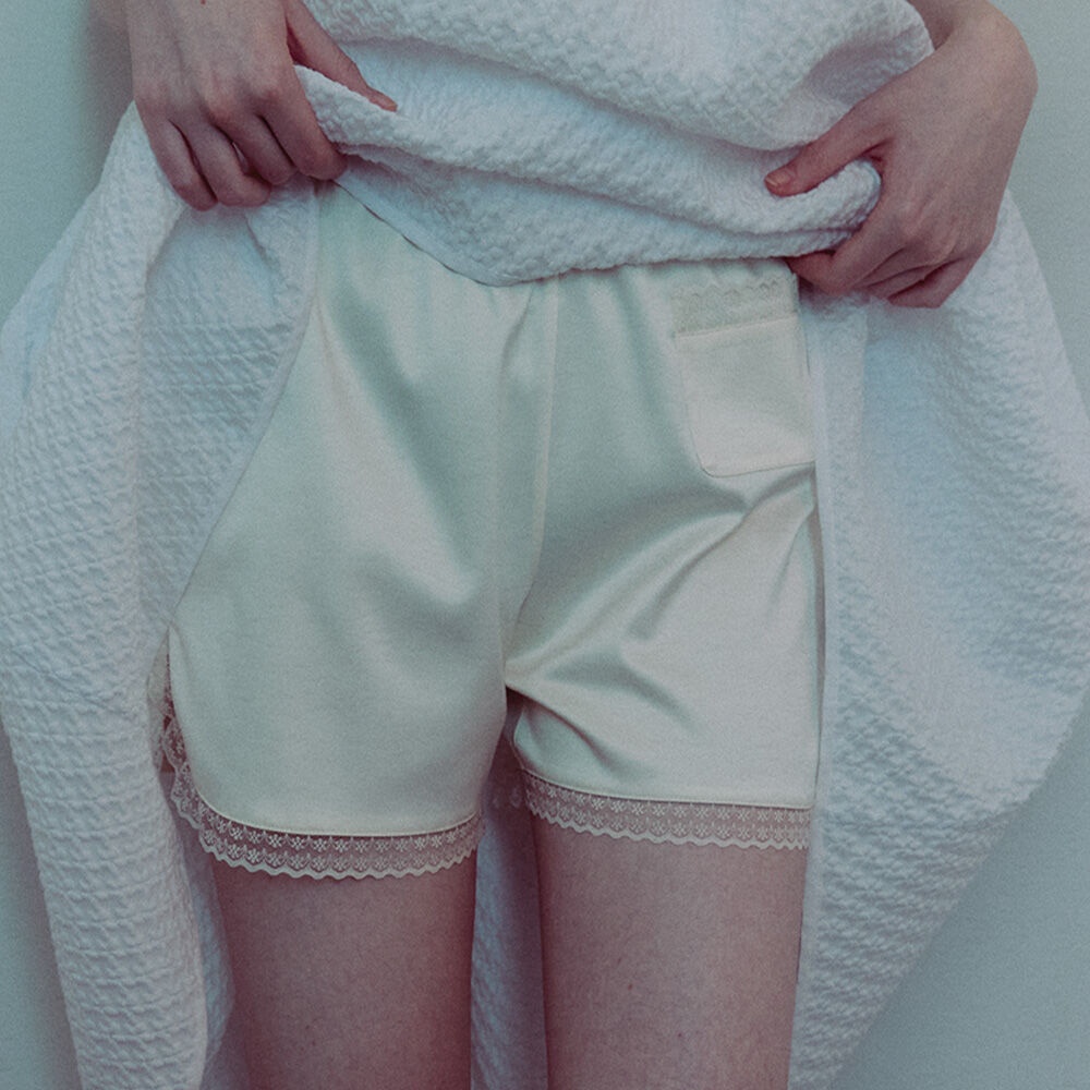 엘리자베스모먼트 [Elizabeth Moments] Ivory Marie Short Pants - 위시버킷