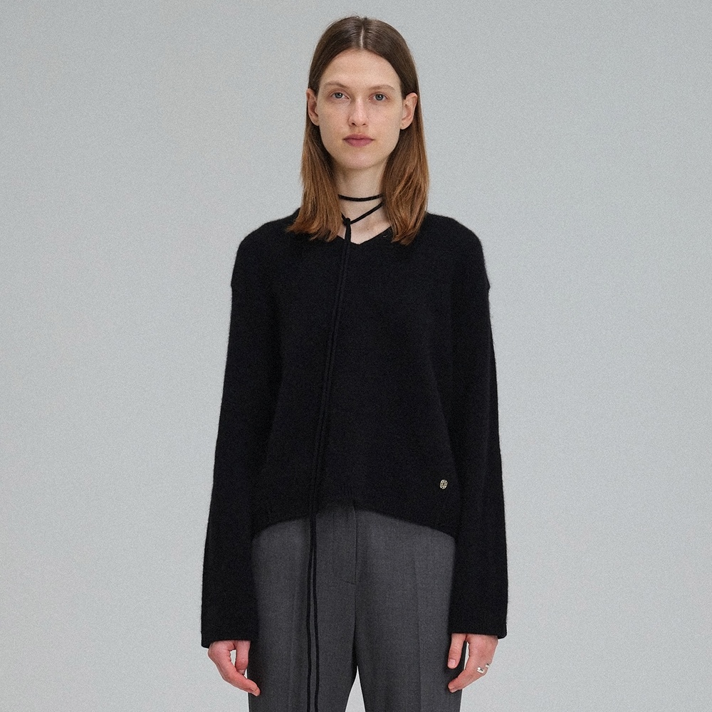 소치이 V-neck String Knit - Black - 위시버킷