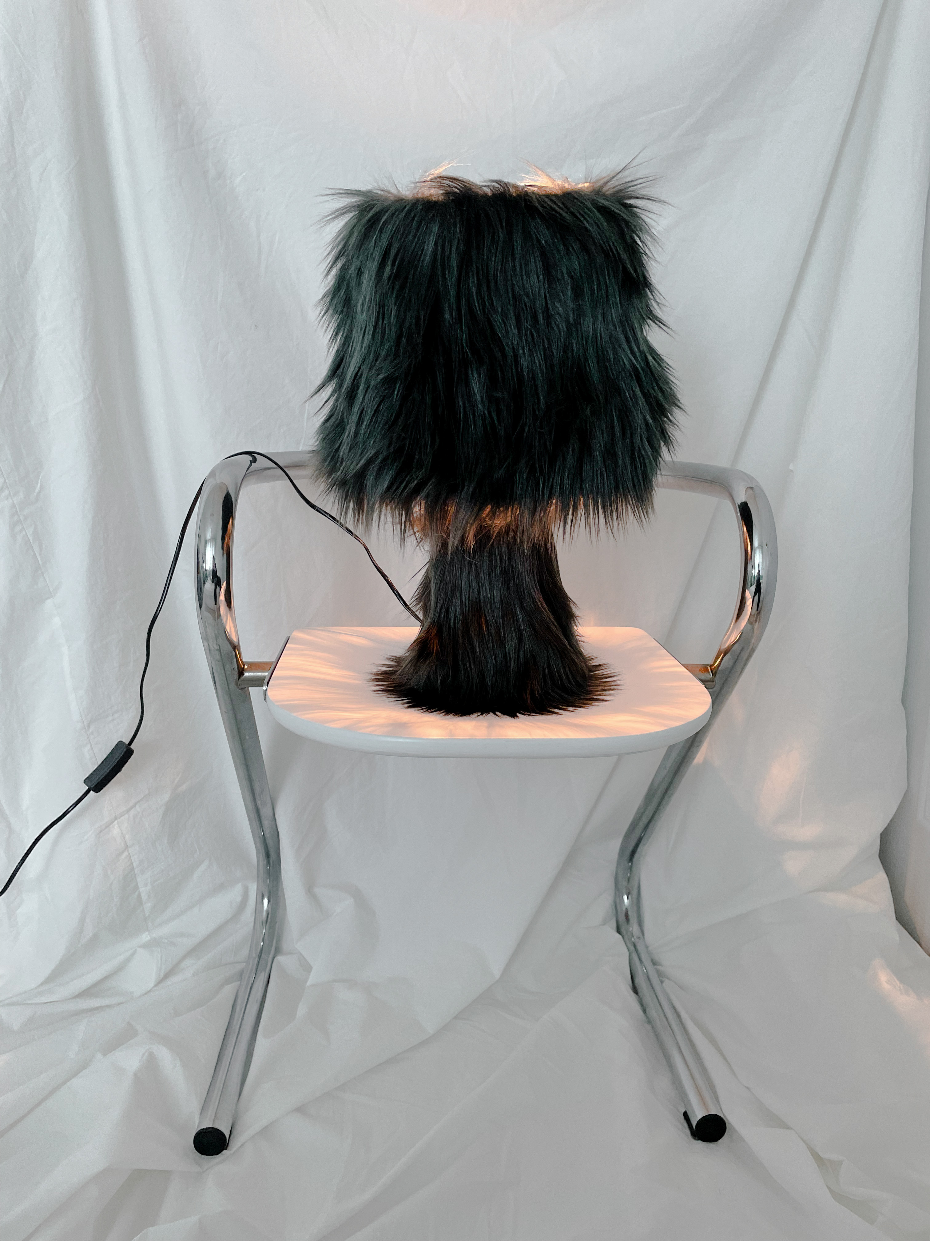 포식스먼스 furry lamp_black - 위시버킷