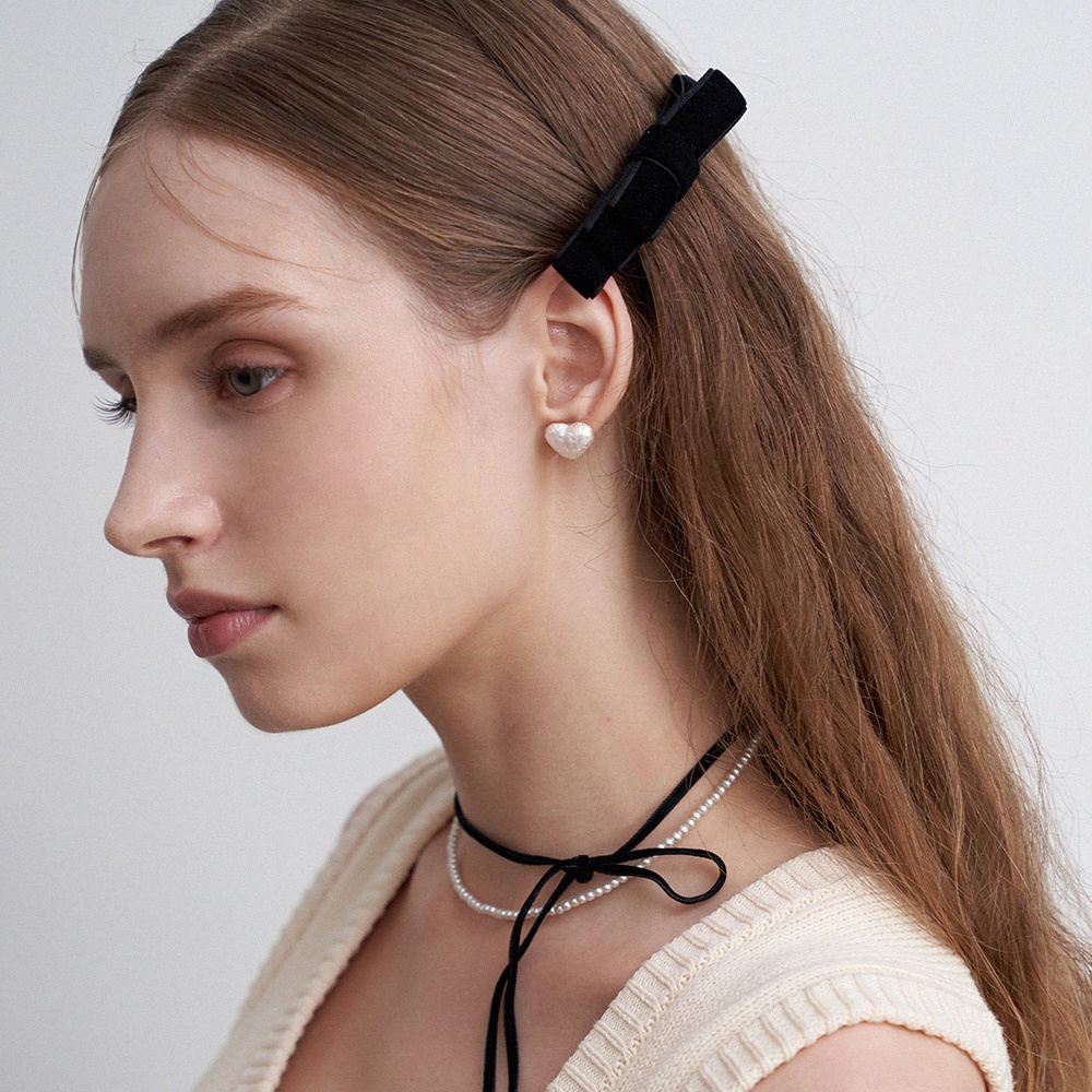 애나플레어1986 VELVET RIBBON HAIR PIN (2colors) AC230013 - 위시버킷