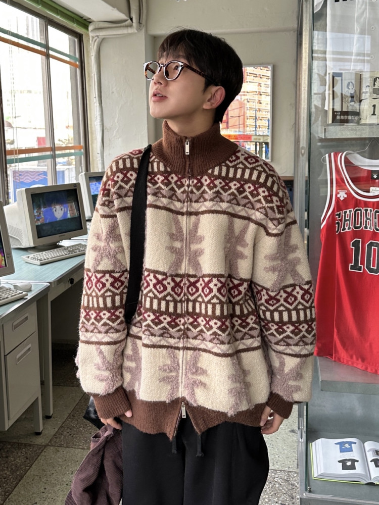 단스튜디오 라파이 하이넥 니트집업 2C - 위시버킷