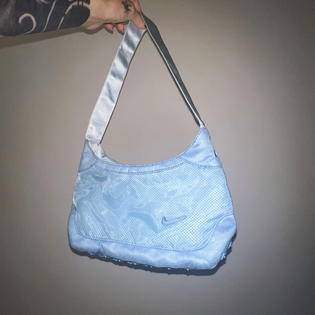 WOOOHOOOOO Nike blue nylon small bag - 위시버킷
