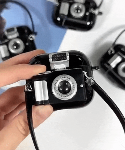 나인틴프라이데이 카메라 힙한 에어팟 버즈 케이스 갤럭시 아이폰 라이브 버즈2 귀여운 키치 에어팟프로 에어팟2세대 에어팟3세대 에어팟프로2 병맛 선물 생일 친구 커플 Y2k