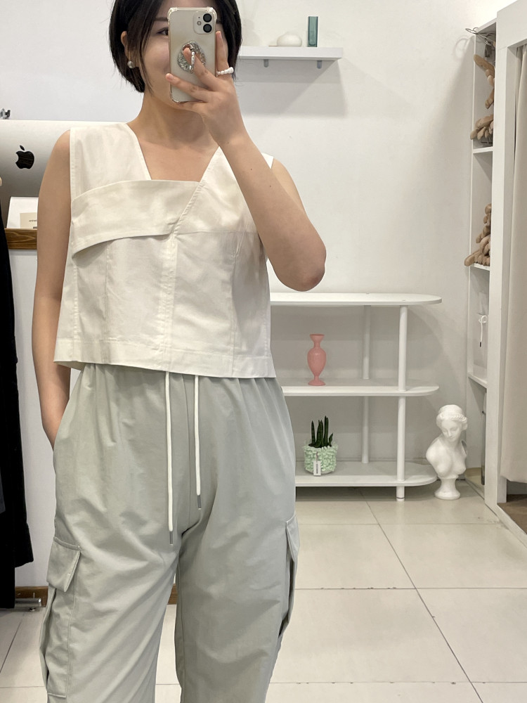 메이드나인마켓 아르 크로스 랩 린넨 블라우스 투웨이 민소매 나시 블라우스 크로스 블라우스(2col) - 위시버킷