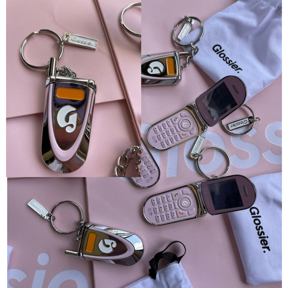 글로시에 글로시에 키링 Glossier LA Keychain 키체인 당일 배송 엘에이직구 - 위시버킷