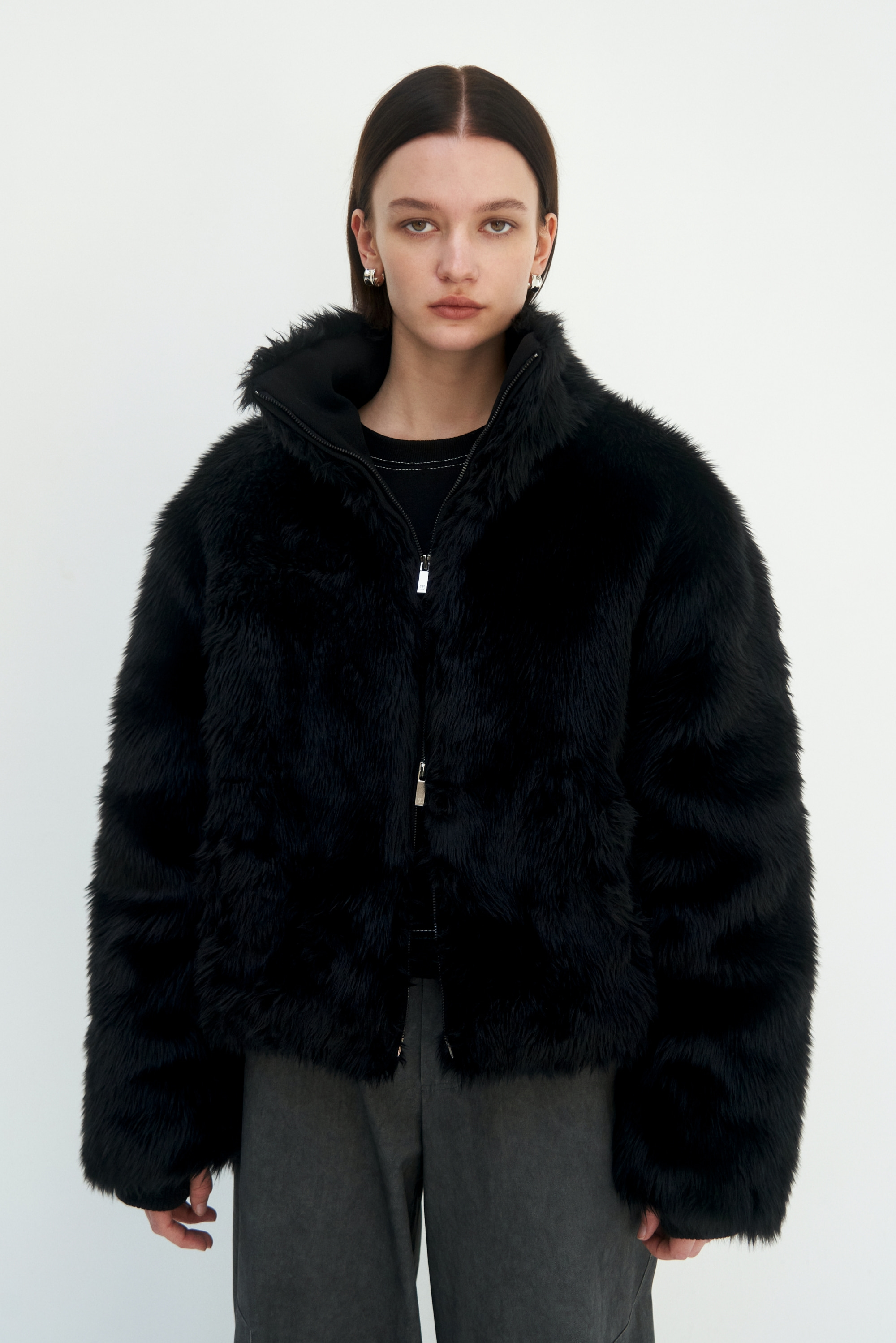 트리밍버드 High-neck Zip-up Fur Jacket [ Black ] - 위시버킷