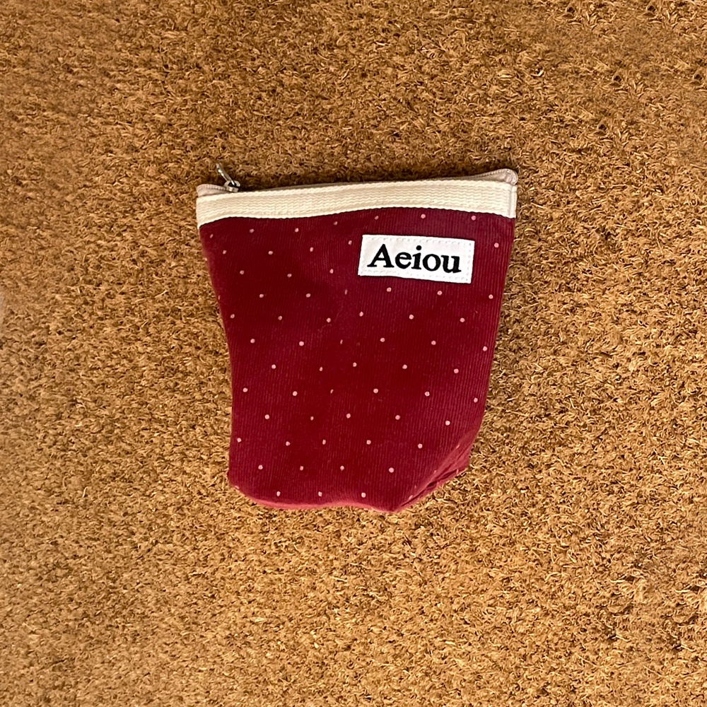 아에이오우 Aeiou Basic Pouch (M size) Little Dot Red - 위시버킷