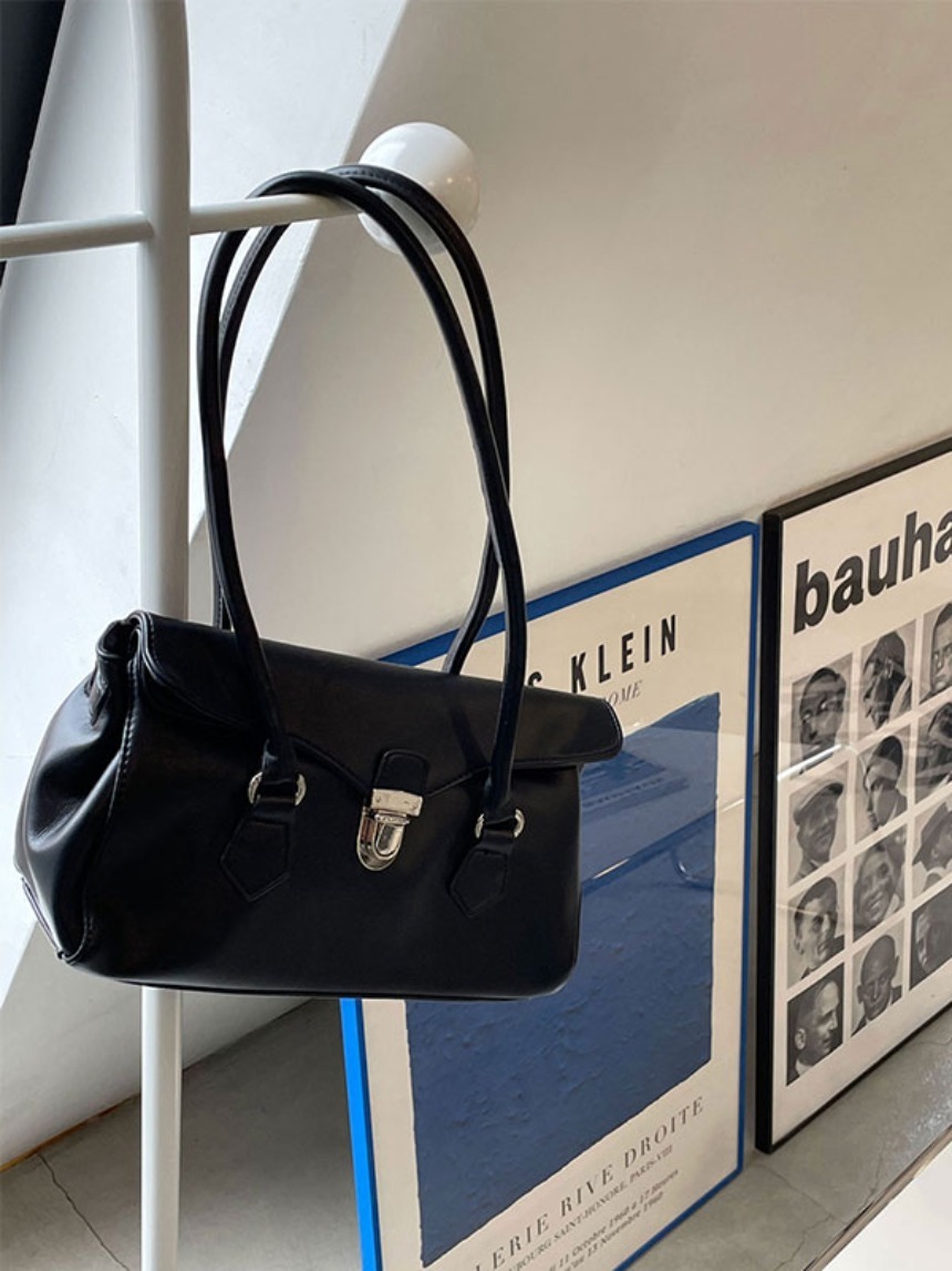 에이티엠 서울 Roco baguette bag - 위시버킷