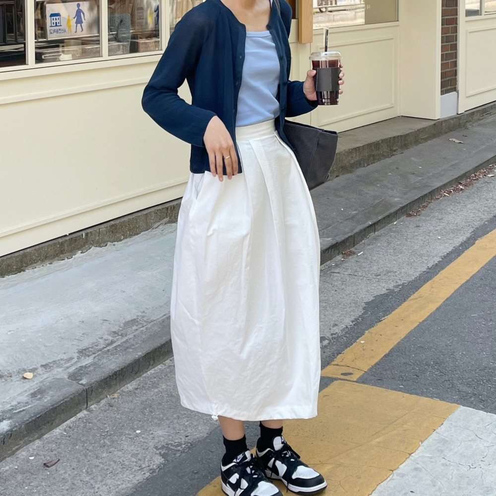 브로큰써클 펌킨 핀턱 A라인 벌룬 코튼 스커트 (2col) 블랙 화이트 - 위시버킷