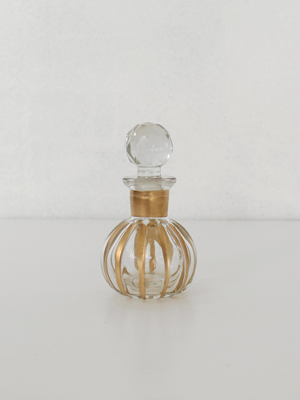 사선 gold line perfume bottle - 위시버킷