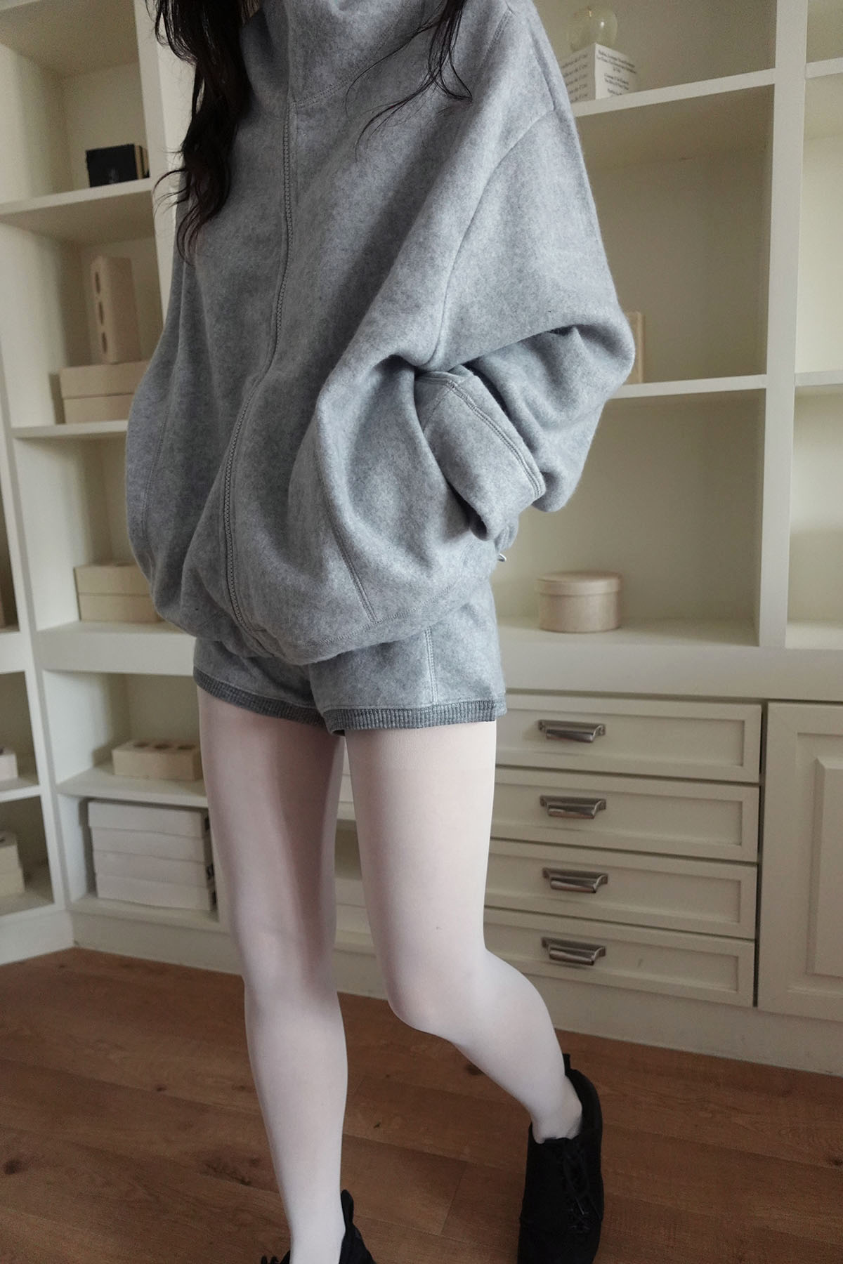모크 Comfortable Zip Up And Shorts Set 2c 위시버킷