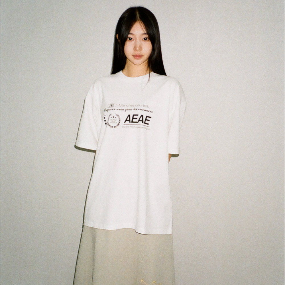 에이이에이이 AEAE 에이이에이이 뉴 로고 반팔티셔츠 화이트 - 위시버킷