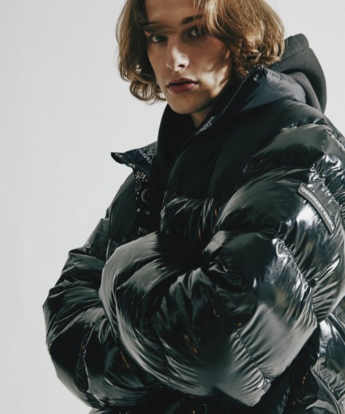 오디너리피플 HIGH GLOSS BLACK DUCK DOWN REVERSIBLE PADDING - 위시버킷