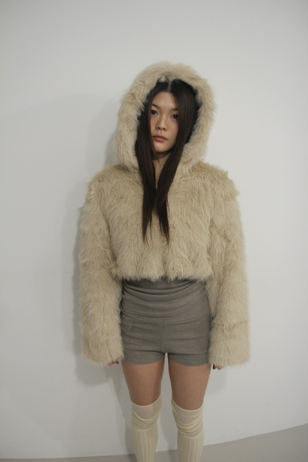 수베니어헤드 cropped furry jacket - 위시버킷