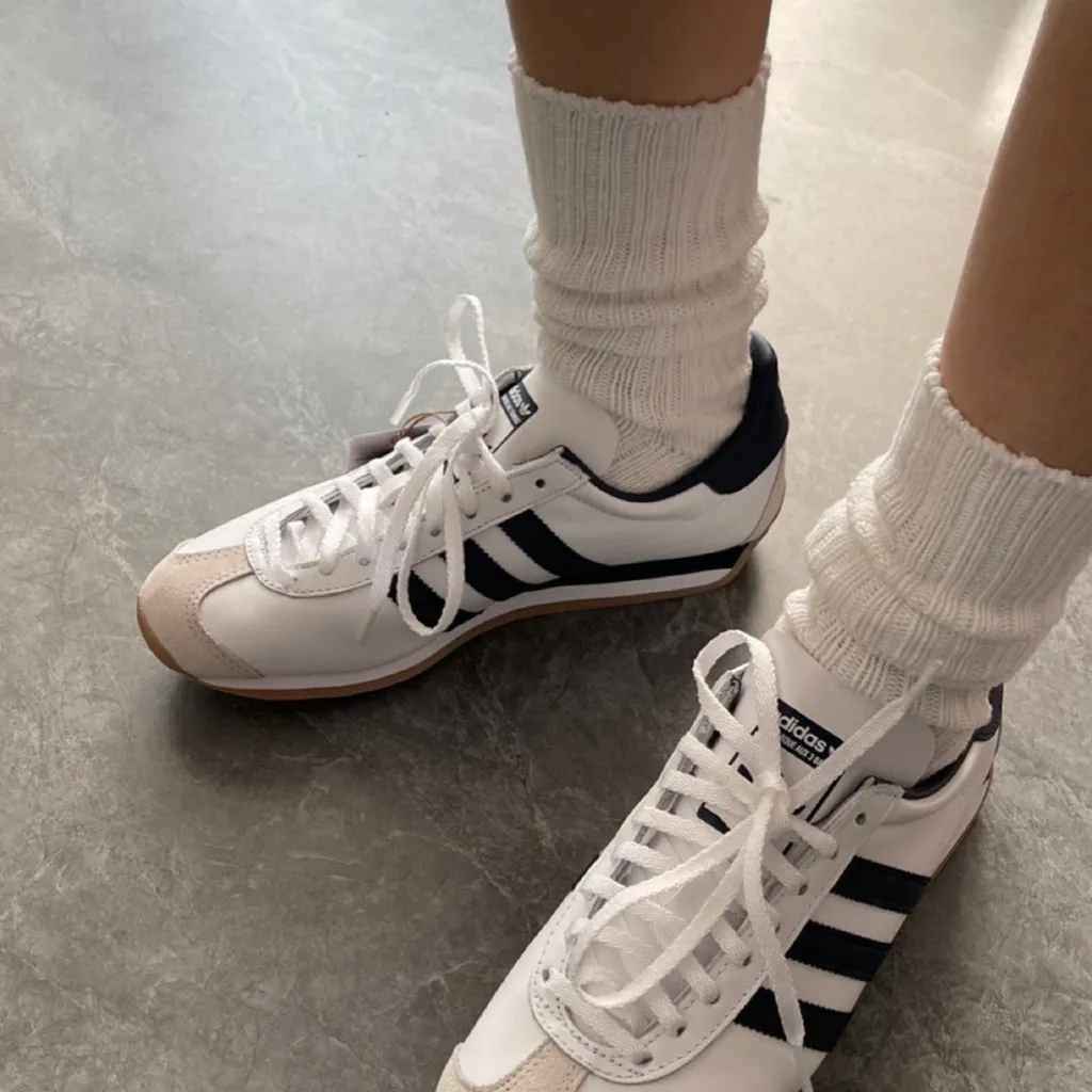 아디다스 아디다스 컨트리 OG 화이트 네이비 GY1008 | 상품 상세 | 크로켓 - 위시버킷