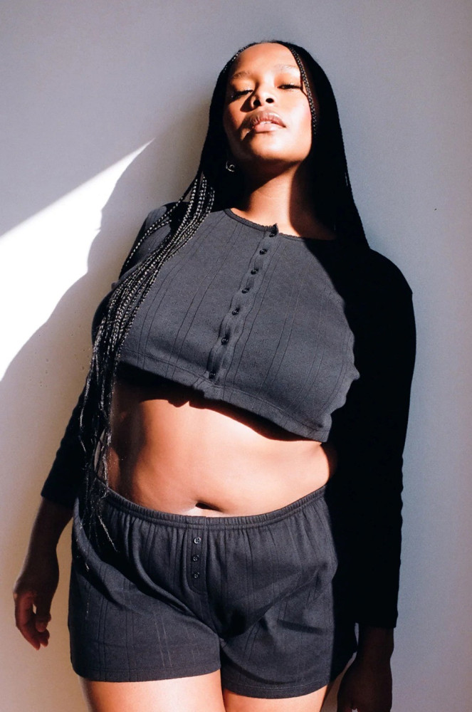 COUCOU 쿠쿠 인티메이트 Cou Cou Intimates 더 크롭 가디건 블랙 The Crop Cardi/ Black - 위시버킷