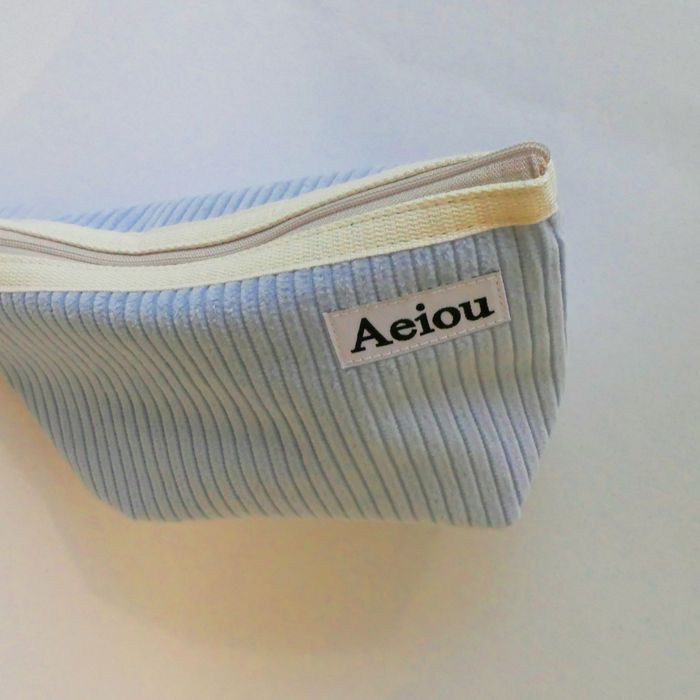 아에이오우 Aeiou Basic Pouch (L size) Ice Blue Corduroy - 위시버킷