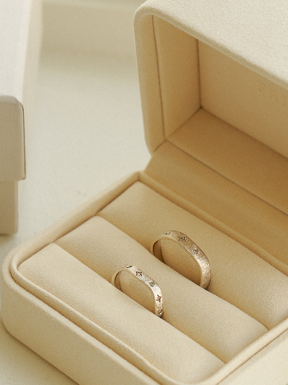 프릿 Fresh Flow Diamond Ring - Medium - 위시버킷