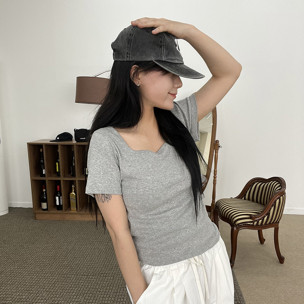 워즈웨잇앤씨 wales basic square half T 웨일스 스퀘어넥 반팔티 (4color) - 위시버킷