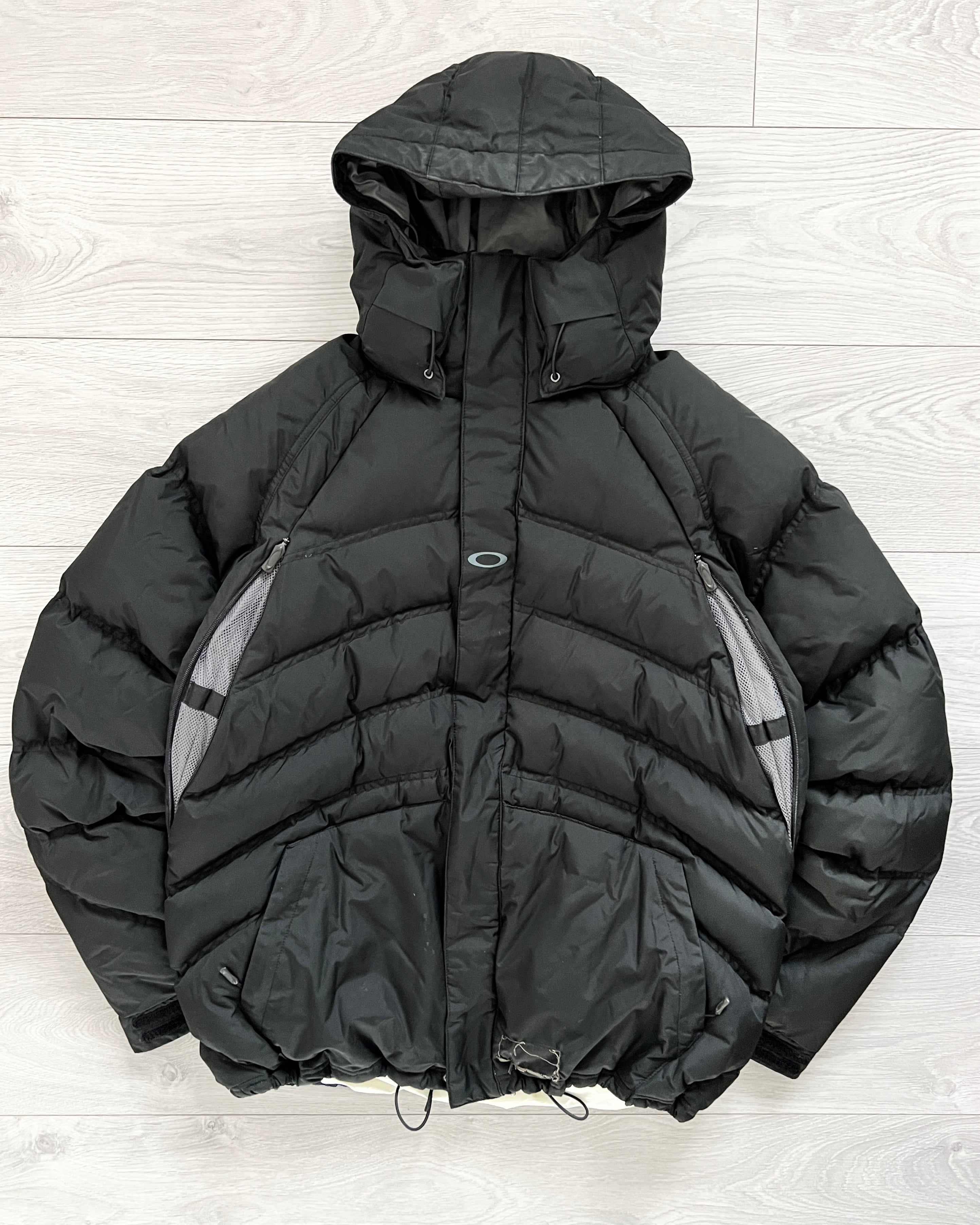 오클리 Oakley FW2007 Curve Panelled Technical Vent Down Puffer Jacket ...