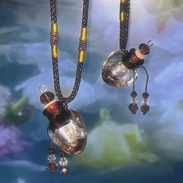 아샤 [당일/모리걸]Flower Potion 플라워포션 롱 레이어드 꽃 빈티지 레진 매듭끈 목걸이 - 위시버킷